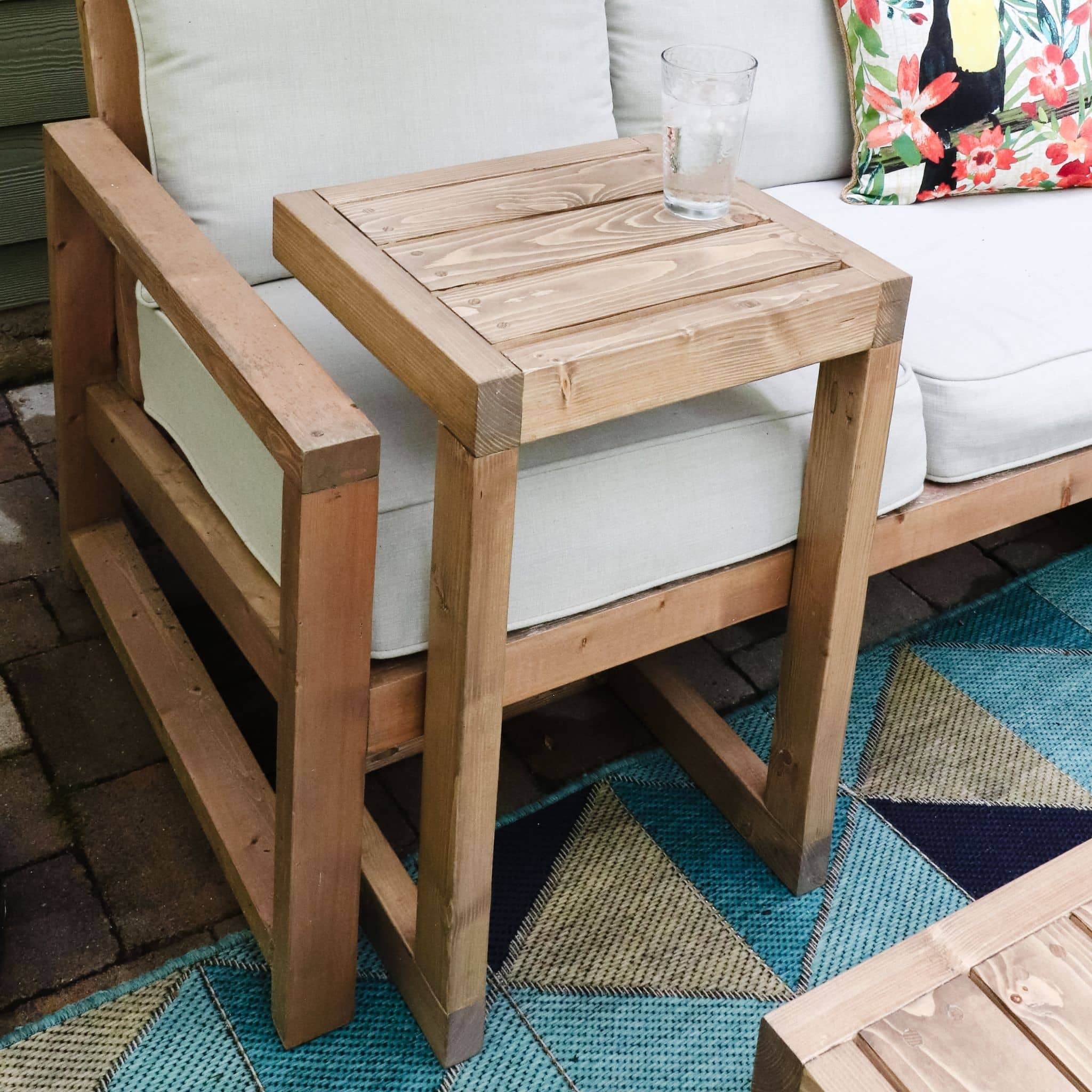 Outdoor C Side Table Printable Plans – Pine and Poplar